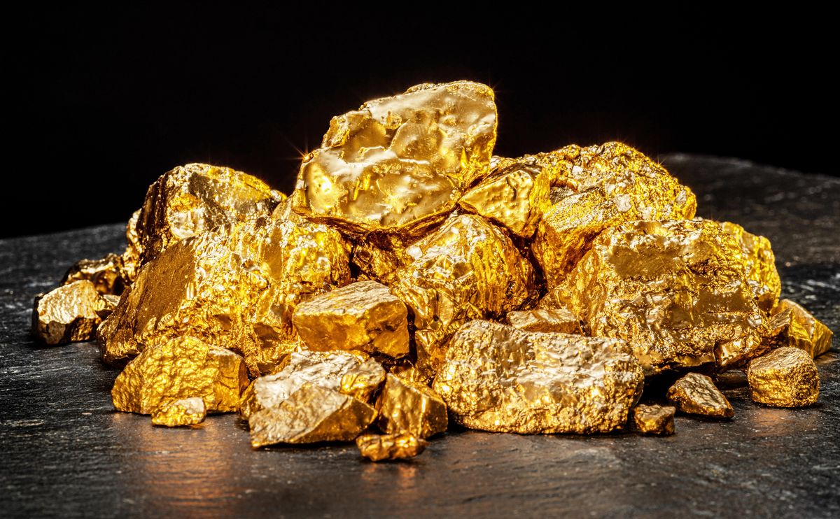 Gold's atomic structure may be the secret behind its eternal shine