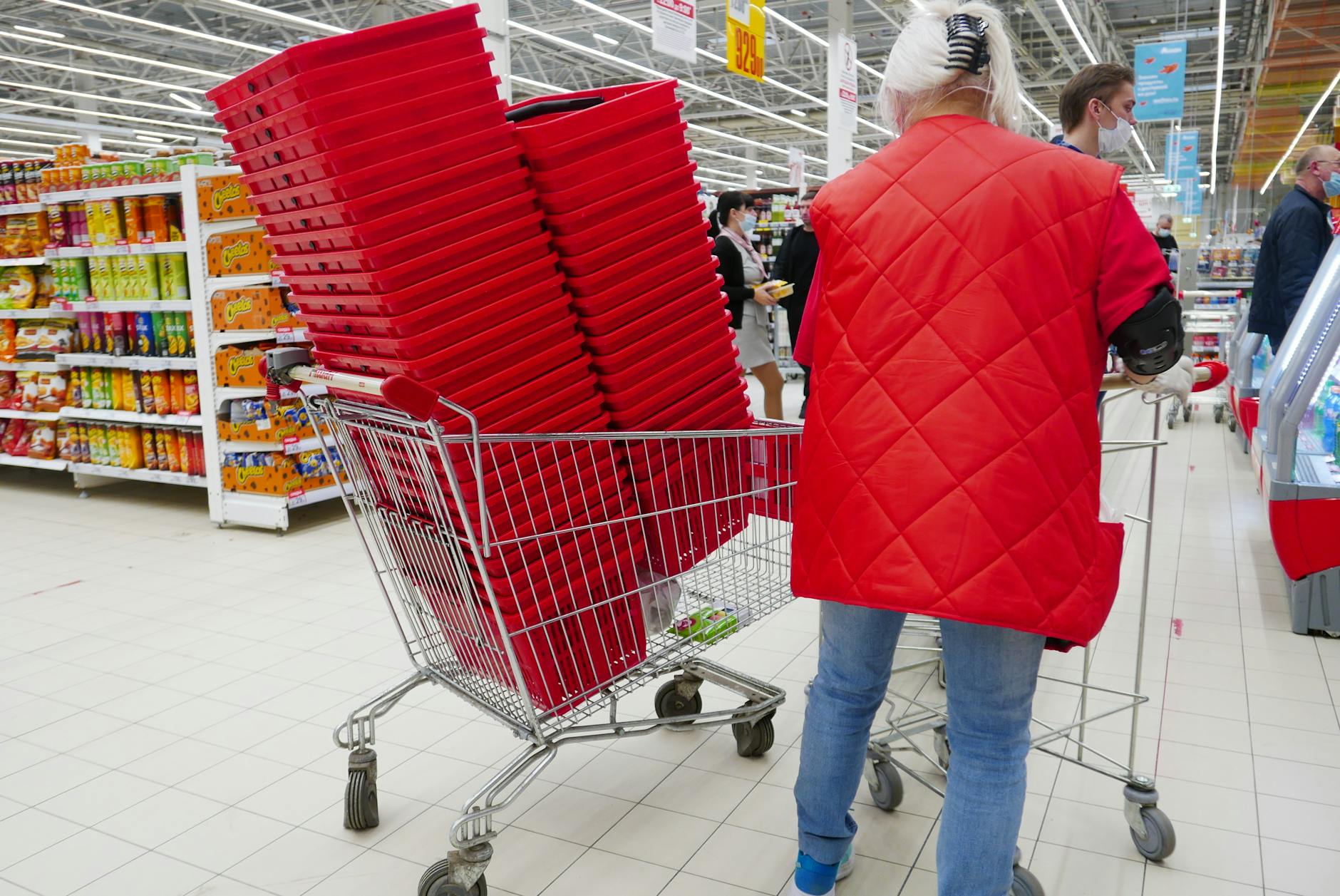 Walmart among retailers issuing price warnings: Here's a full list