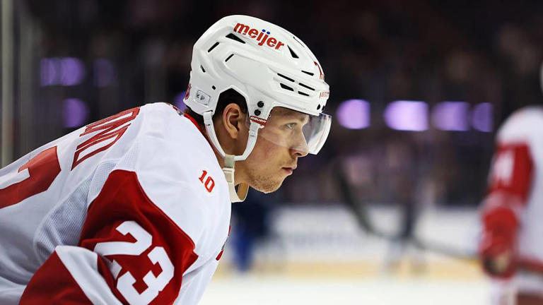 Red Wings expecting big things from Lucas Raymond next season