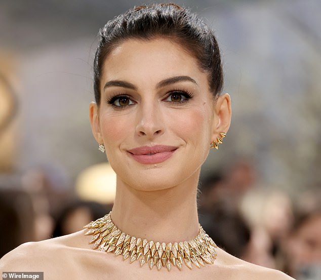 Anne Hathaway opens up about secret 10-year health battle