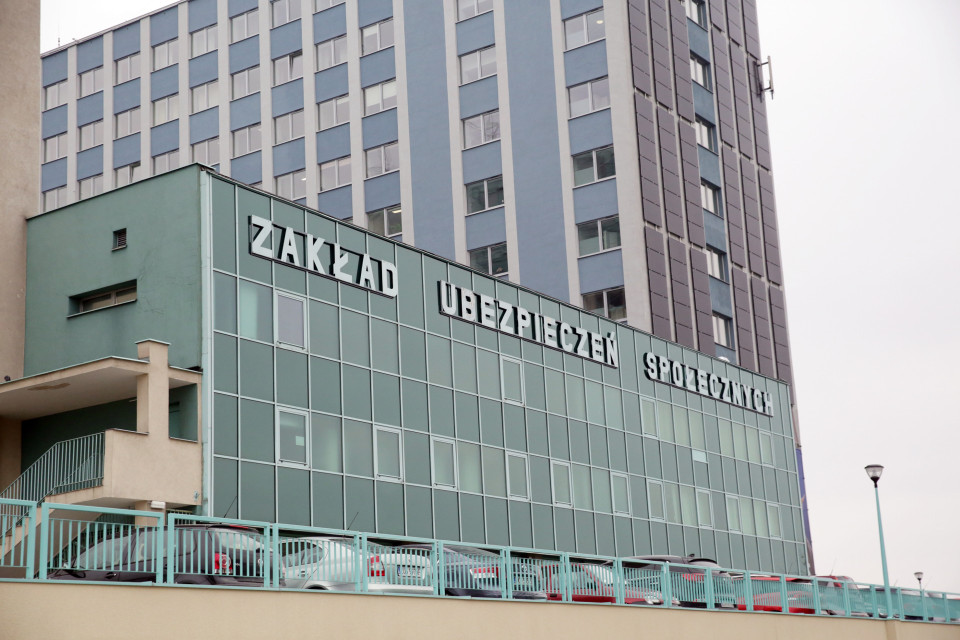 Emerytury w czerwcu 2026. Sprawdź tabelę wyliczeń z kwotami netto od ZUS
