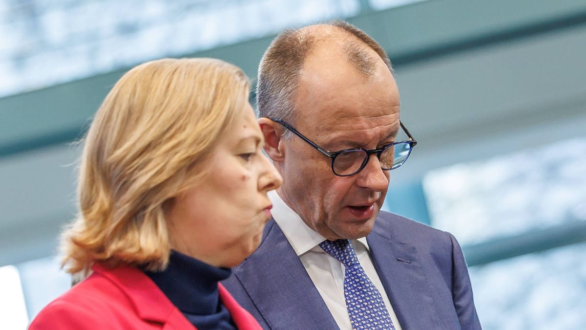 Schwänzer im Bundestag: Diese Politiker fehlen am häufigsten