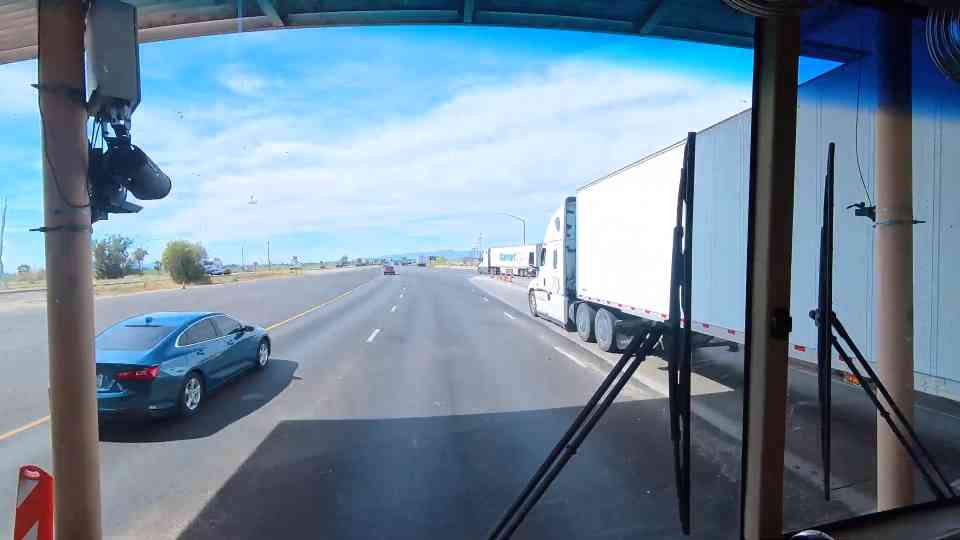 RV disaster on the way to Mexico caught on camera
