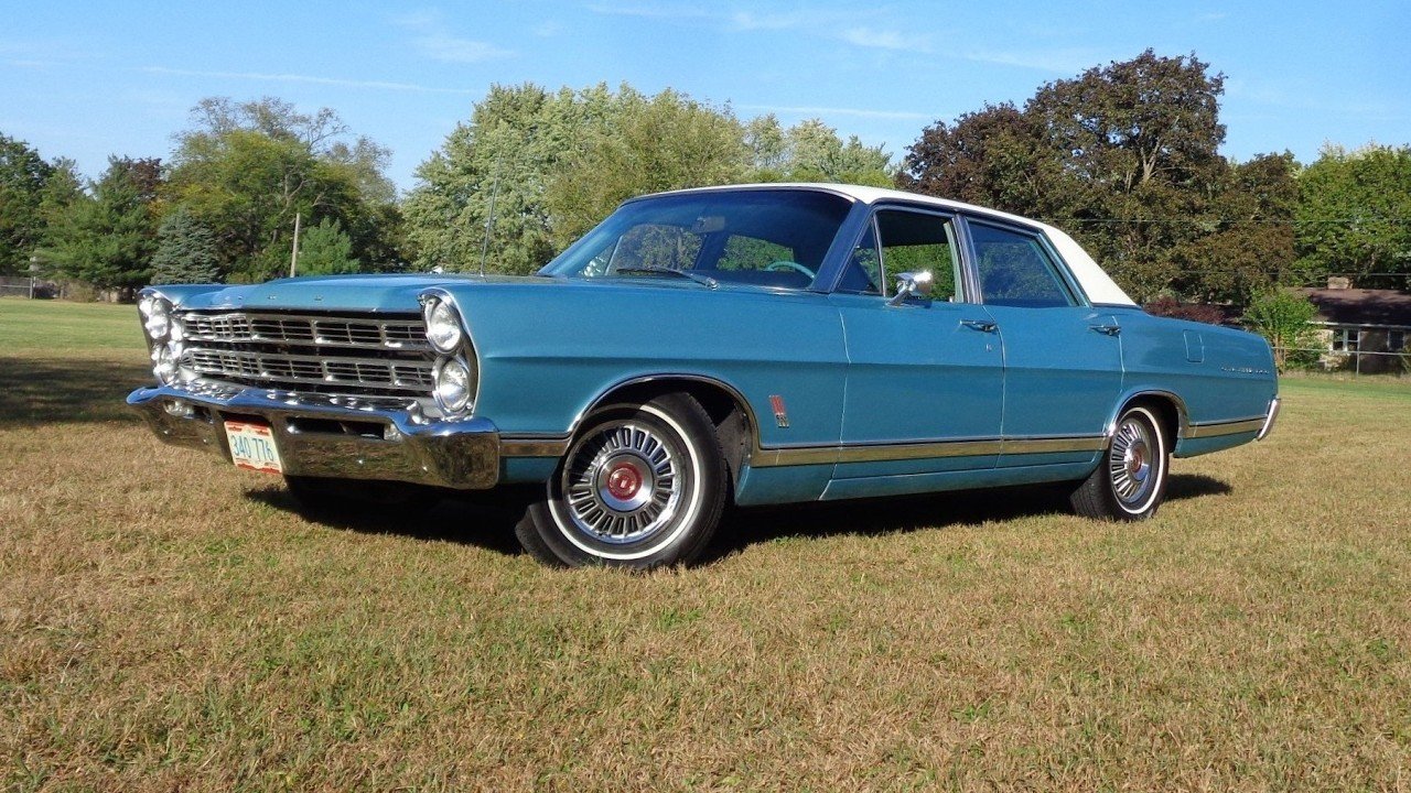 1967 Ford Galaxie 500 4-door sedan