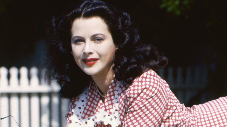 Pics of old Hollywood icon Hedy Lamarr that will give you a dose of ...