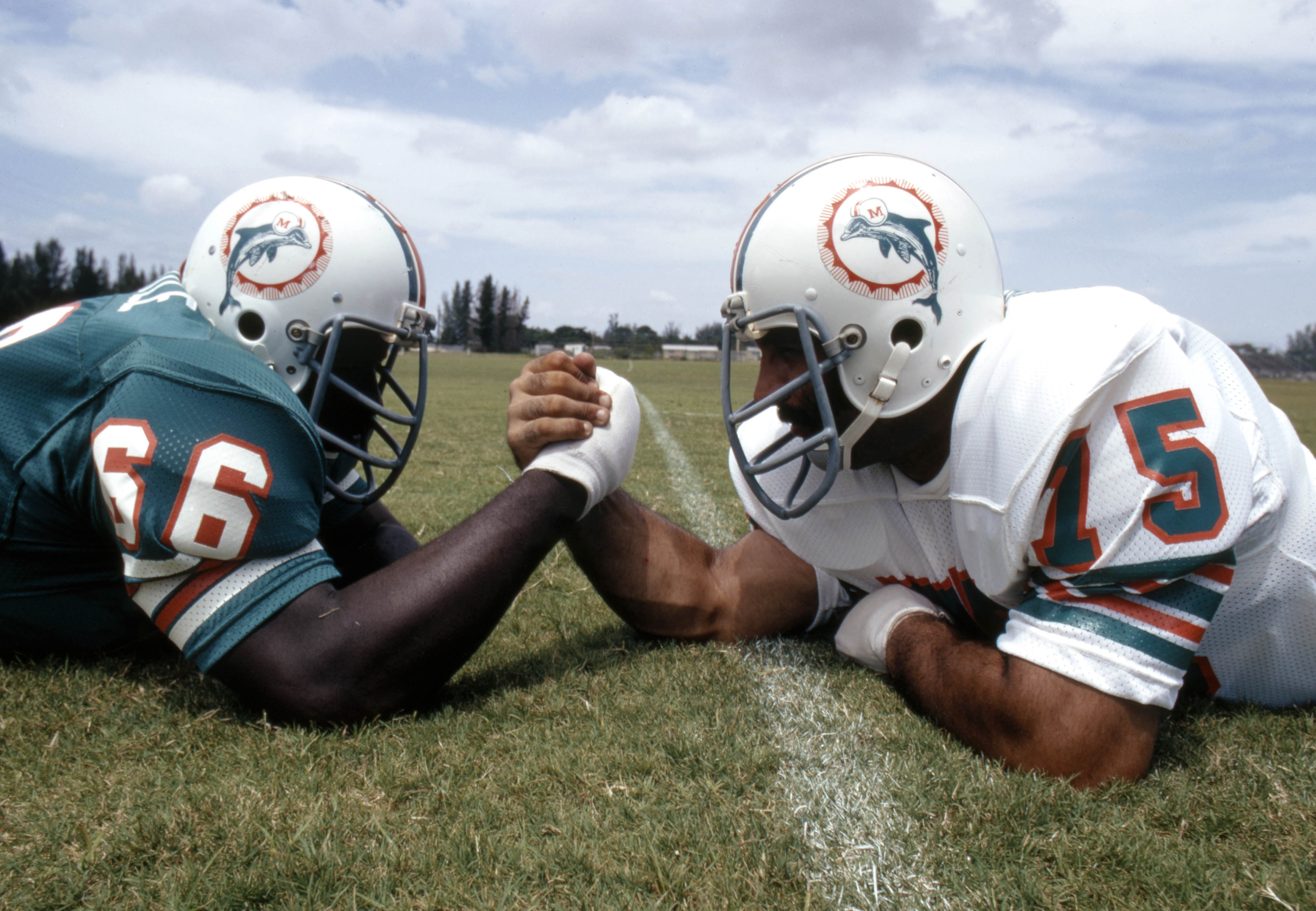 Former 2-time Super Bowl champion Miami Dolphins star has passed away ...