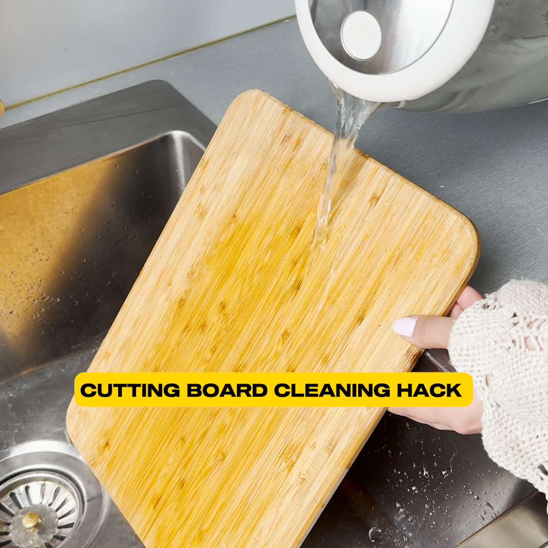 Make your cutting board look brand new again 🧼
