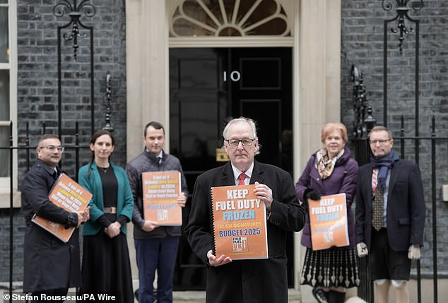 Fuel duty cut 'a con': Reeves plans steeper 'stealth' raid on drivers ...