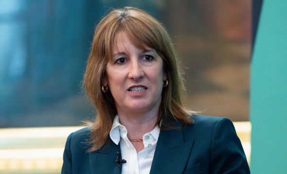 Rachel Reeves issued dire warning - 'risk causing major collapse'