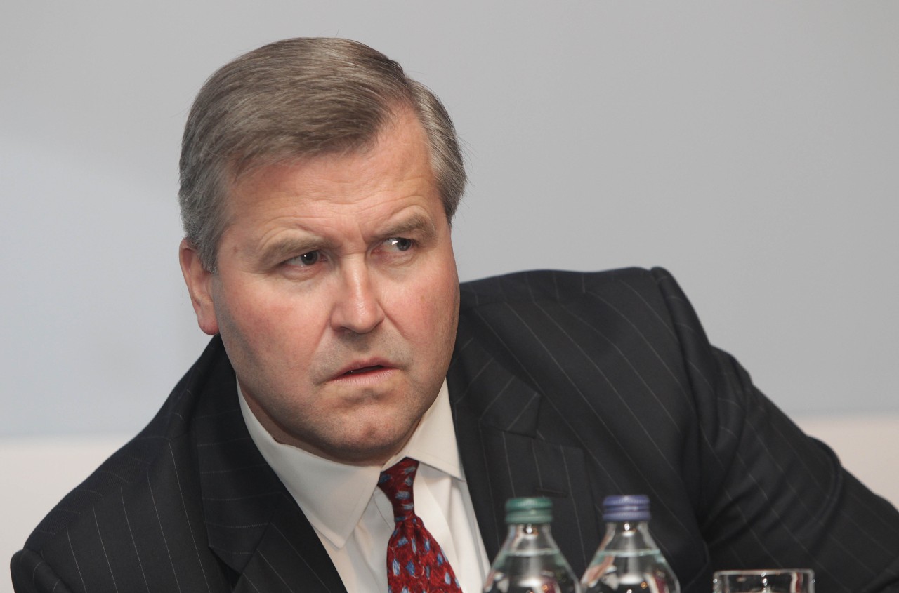 BP removes chairman Albert Manifold over governance issues