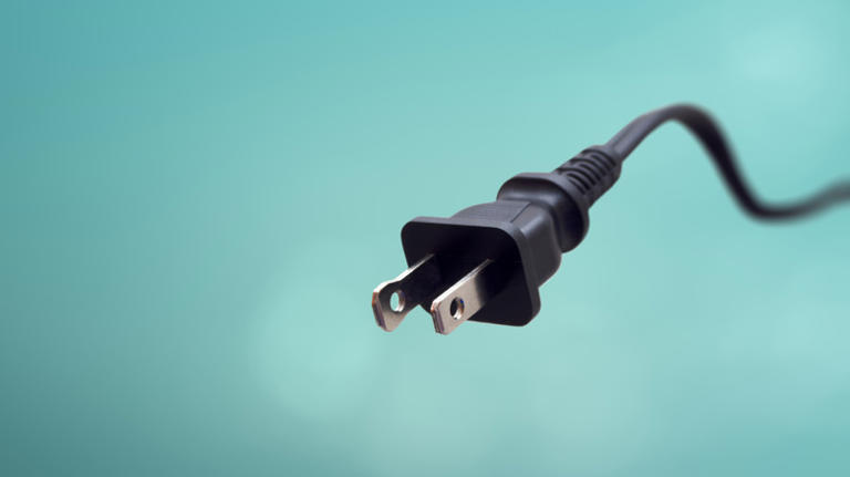 What are the different holes in electrical outlets for (and why they're ...