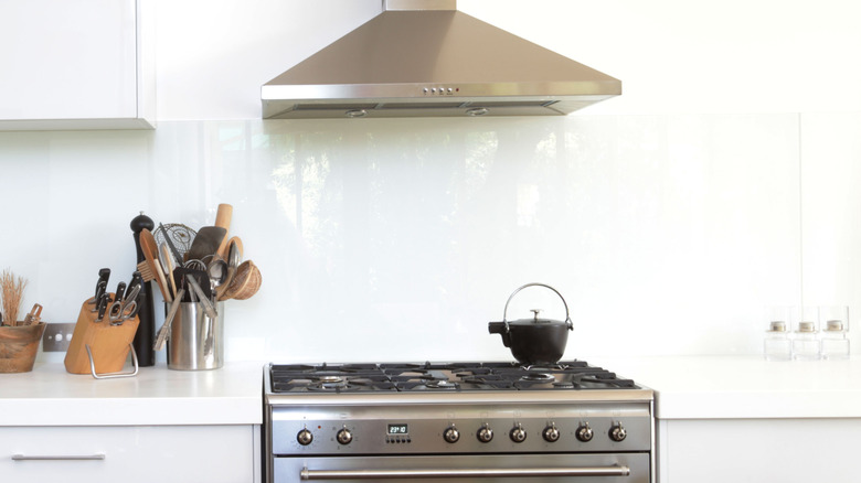 What's the average lifespan of a kitchen range hood?