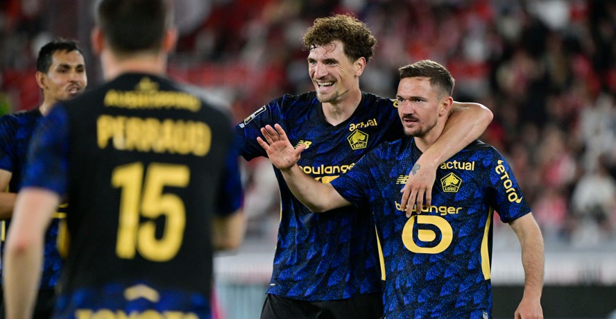 L'Equipe zet Meunier (samen met 2 oude JPL-bekenden) in het team van ...