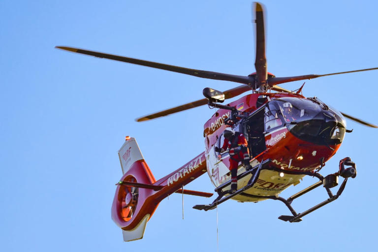 Wanderer stürzt 15 Meter in die Tiefe und kommt schwer verletzt in Klinik