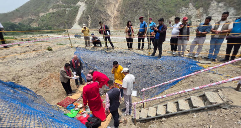 Foundation stone laid for 3.2 km section of BP Highway at Piple ...
