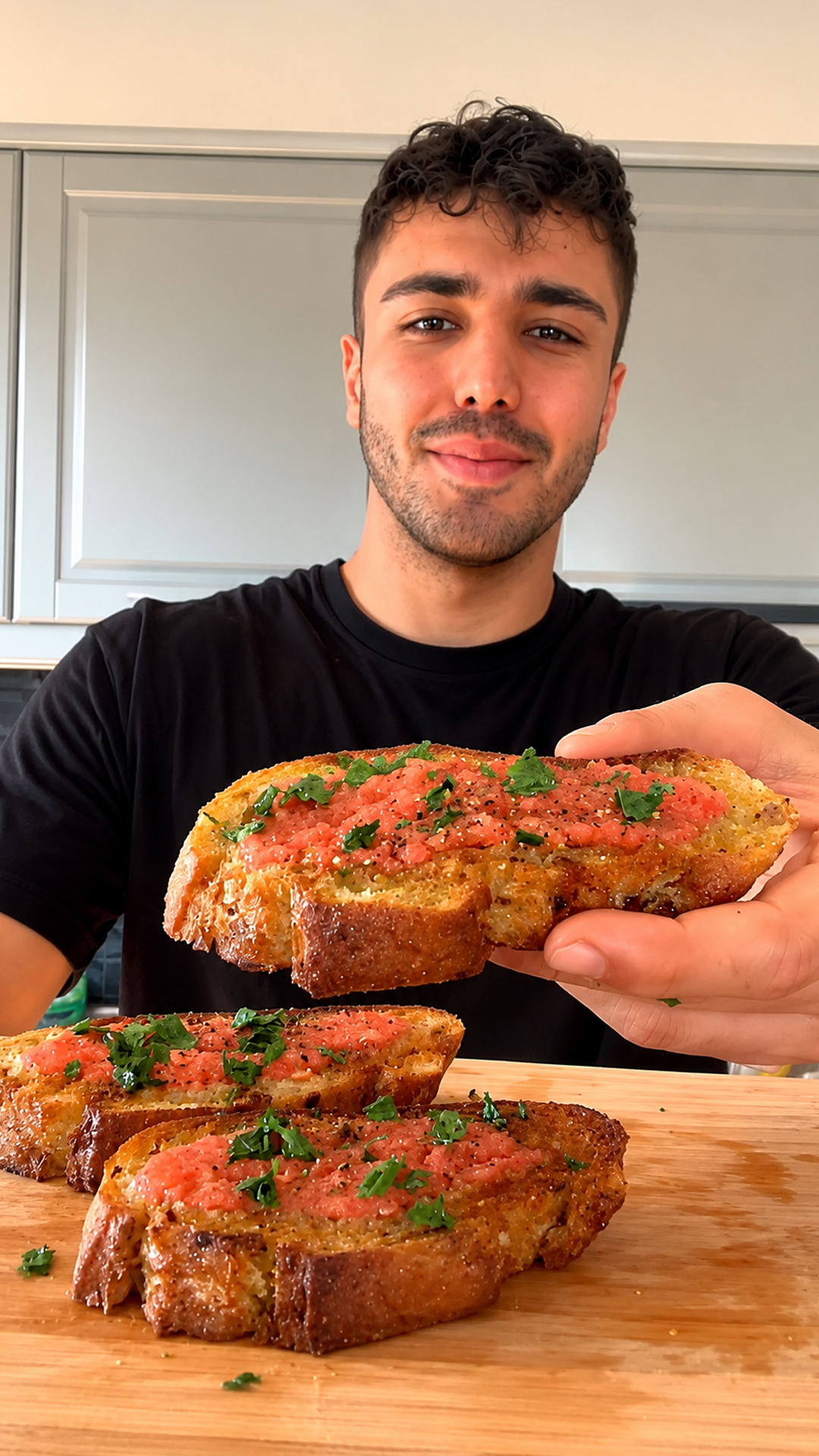 Can simple tomatoes create the crispy toast?