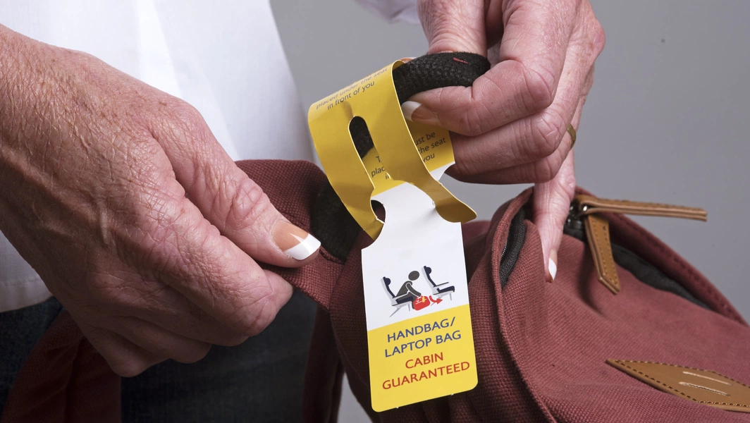Airport bag tag scam persists despite arrests in Canada