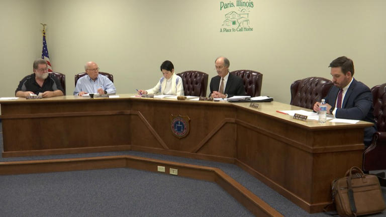 City of Paris creates new communications position with chamber of commerce