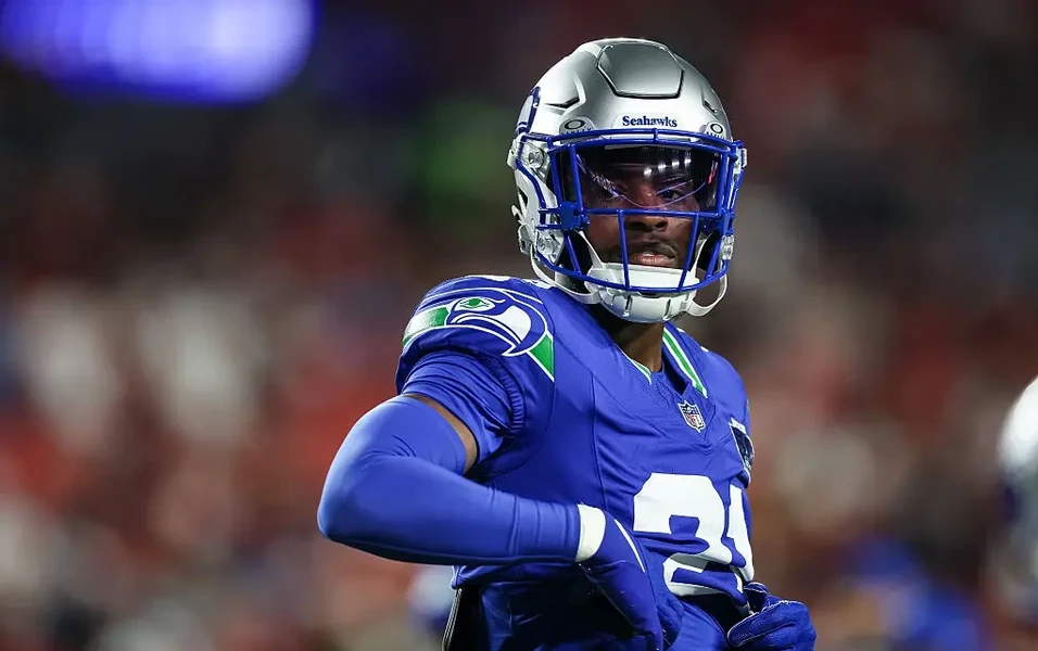 Seahawks, Witherspoon remain far apart on extension talks