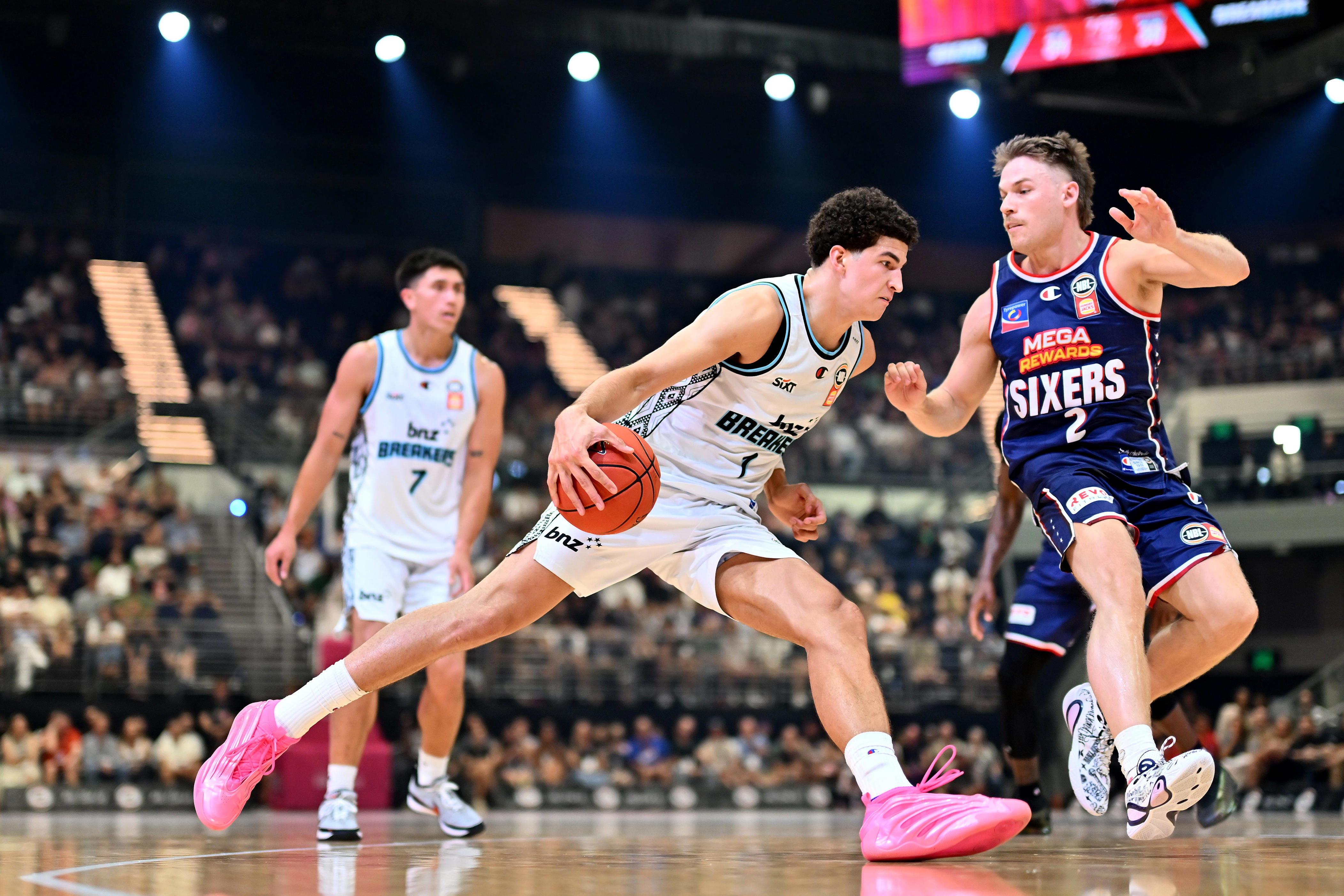 2026 NBA mock draft: Sixers select Karim Lopez with the No. 22 pick