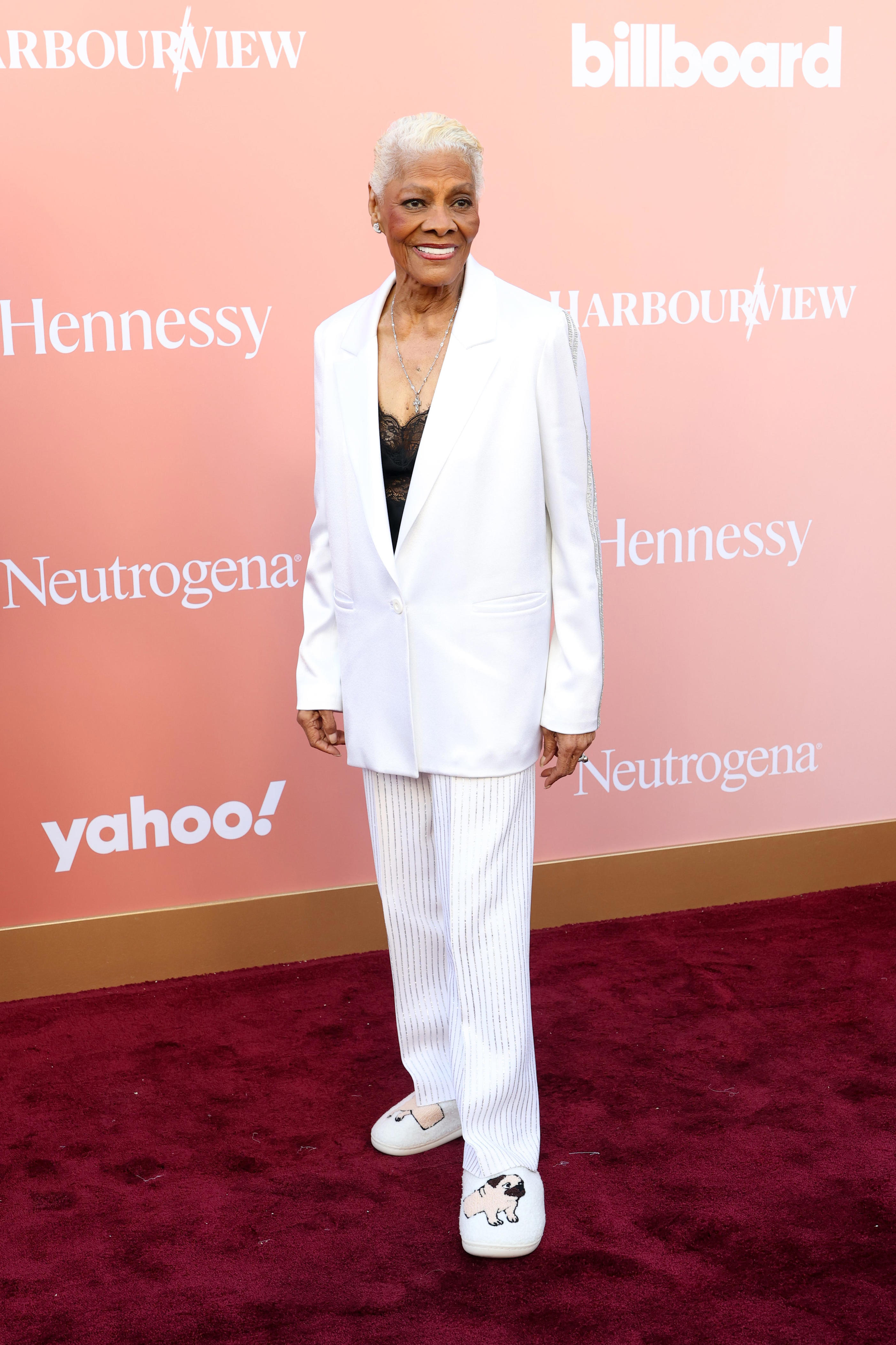 'Emily in Paris' is ending. Dionne Warwick's response has fans laughing