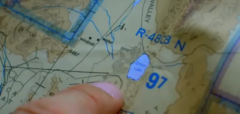 Pilot flying civilian aircraft tries to see how close he can get to ...