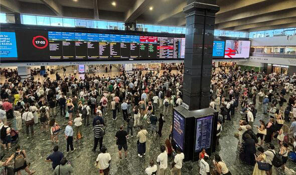 London Euston live: Trains cancelled and delayed as 35C heatwave hits