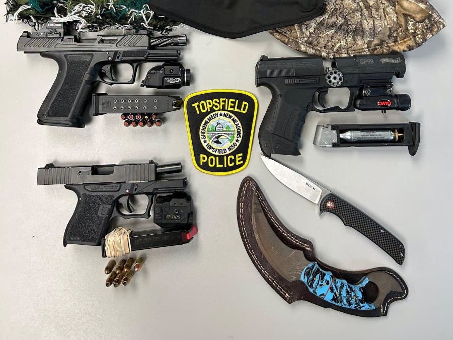 Guns seized, juveniles charged in North Shore traffic stop bust: Police