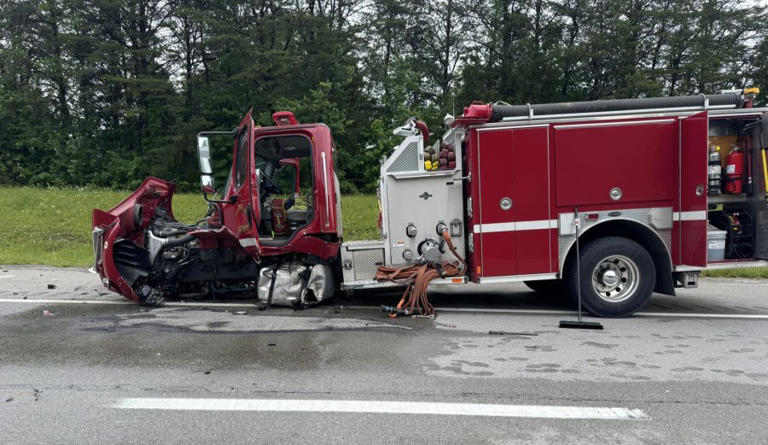 Firetruck blocking traffic in Rockcastle County hit by car amid ...