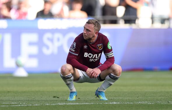 Jarrod Bowen issues West Ham statement after direct Man United transfer ...