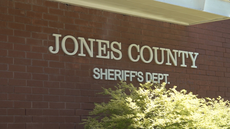 Man accused of slamming woman's head into wall during Jones County ...