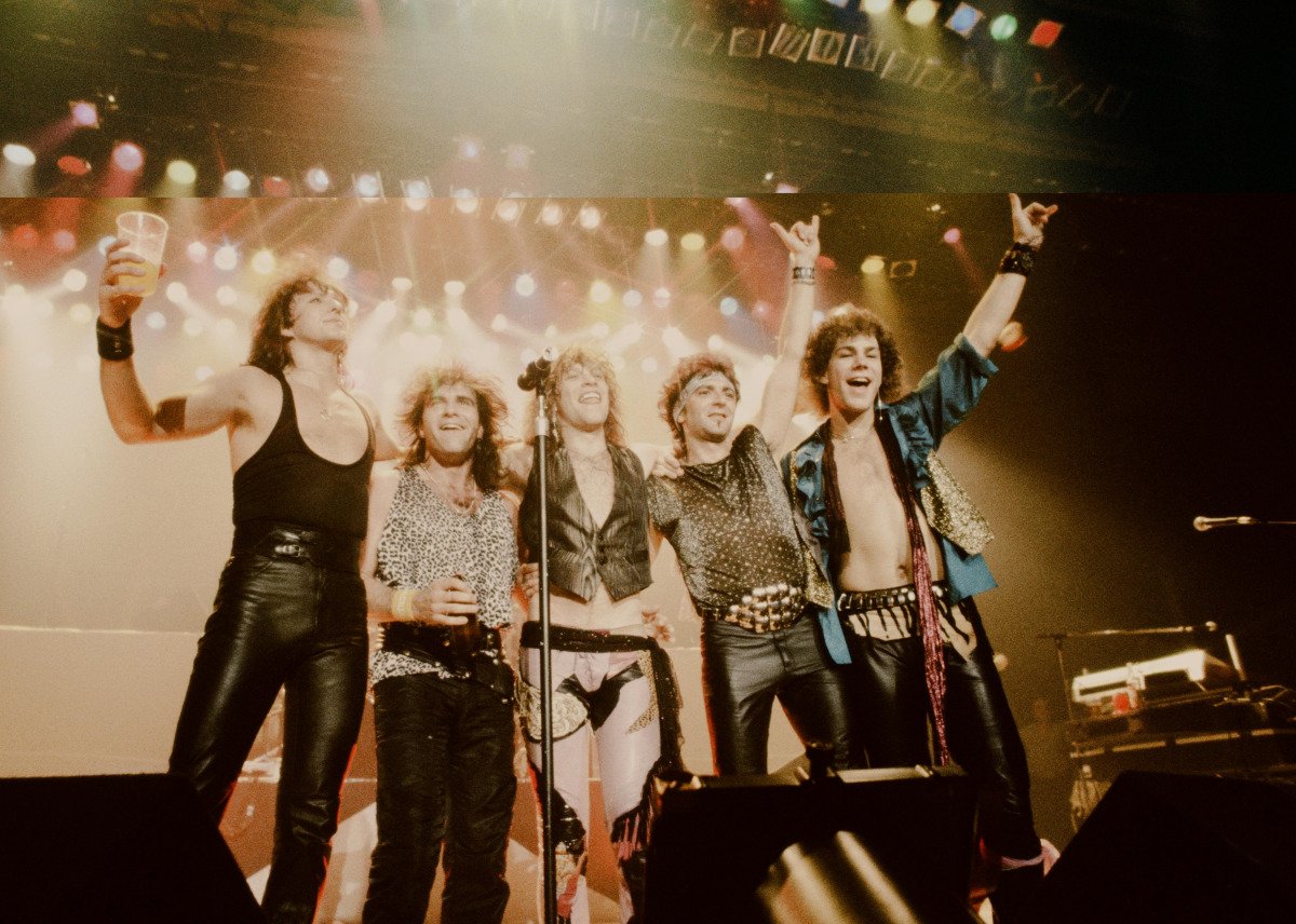 20 legendary '80s hits you've almost certainly performed at karaoke