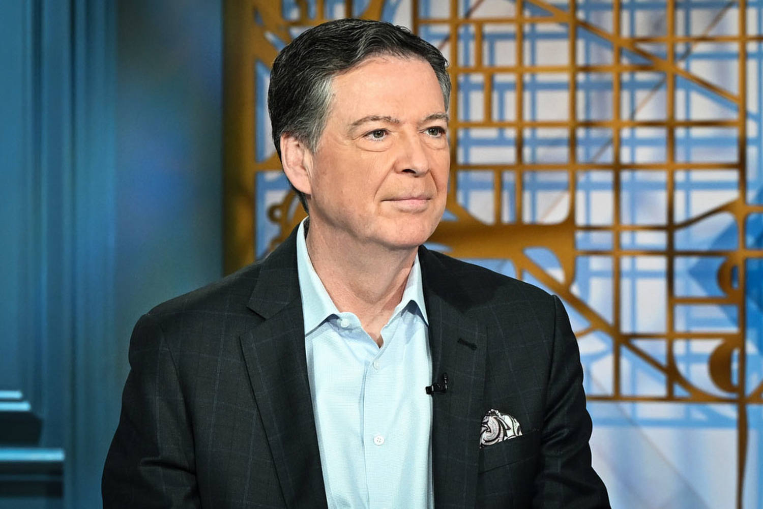 James Comey’s seashells photo trial set for October