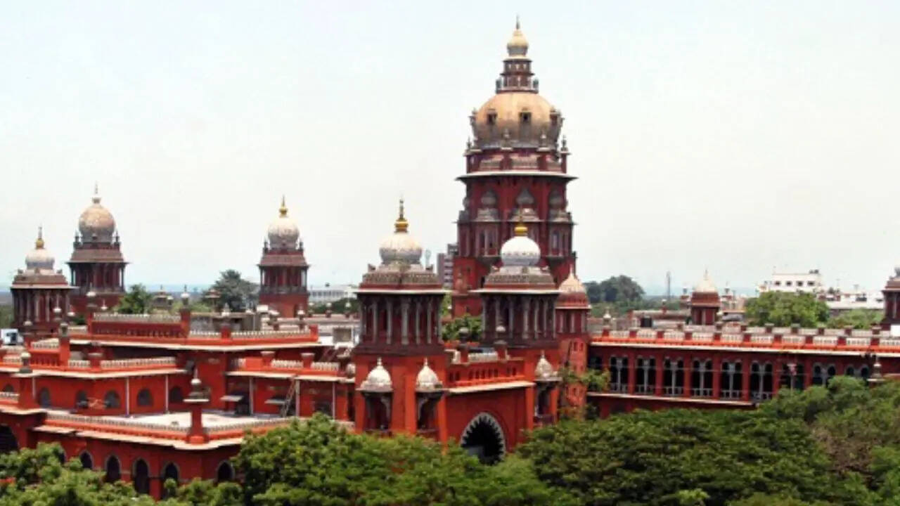 Madras High Court discharges surgeon from illegal kidney transplant case