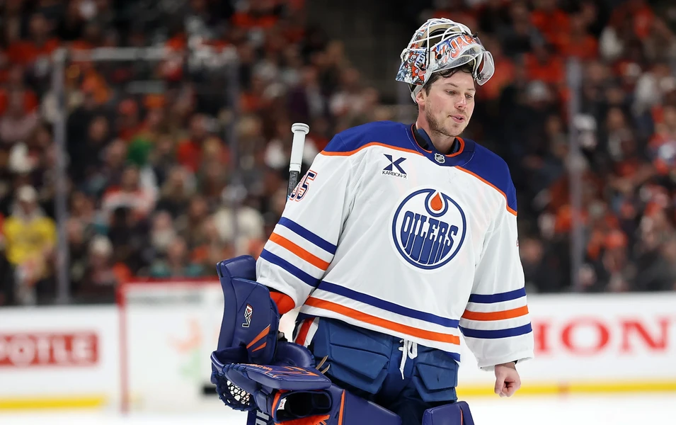 Oilers face pressure to fix goaltending after Jarry flop