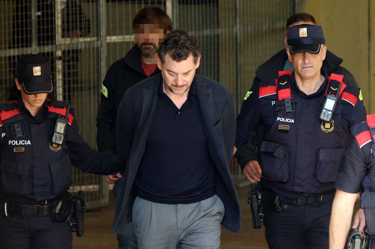 Billionaire Mango founder Isak Andic fell to his death in 2024. Over a ...