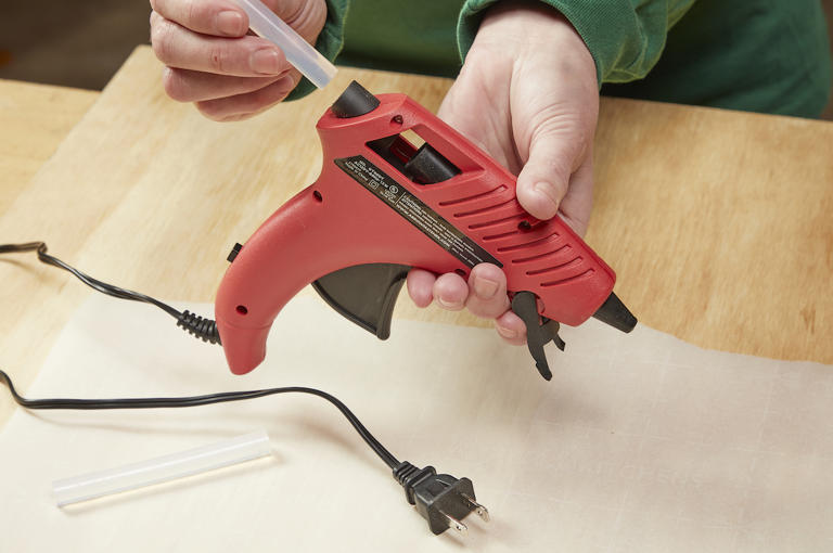 How to use a glue gun for crafting and home DIY