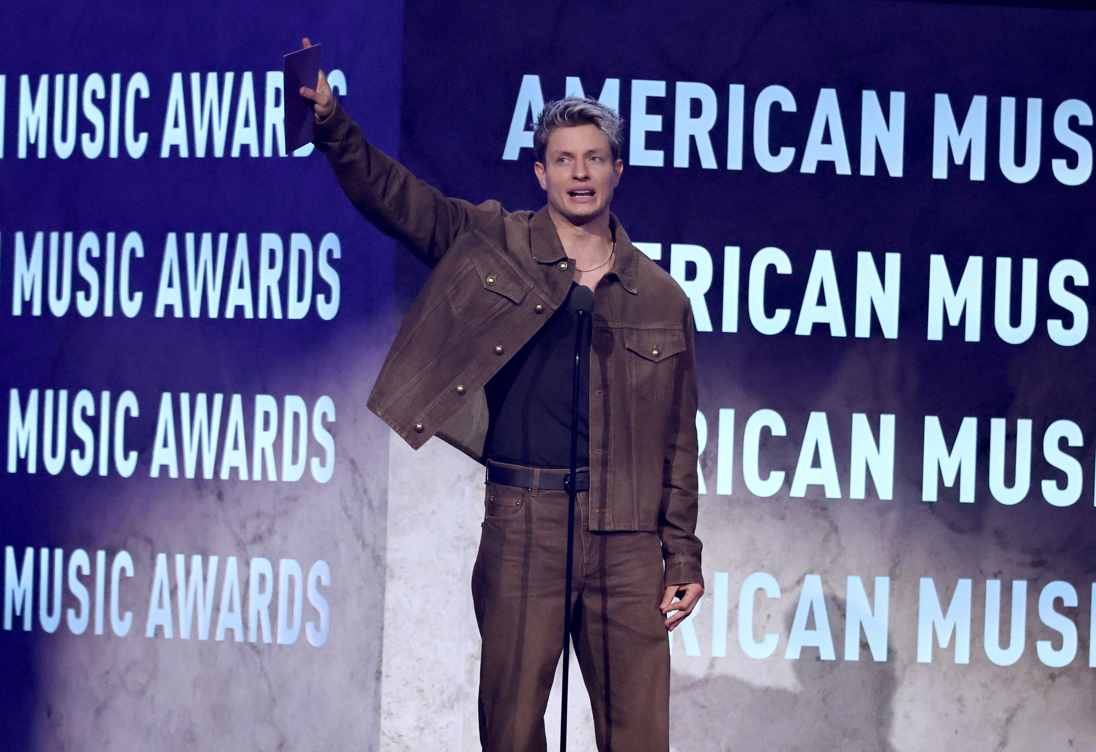 'Shut up': Matt Rife fires back at criticism of controversial Kevin ...