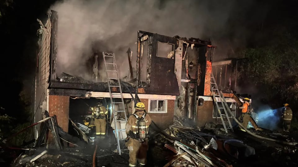 RAW: House undergoing renovations catches fire in Penn Hills