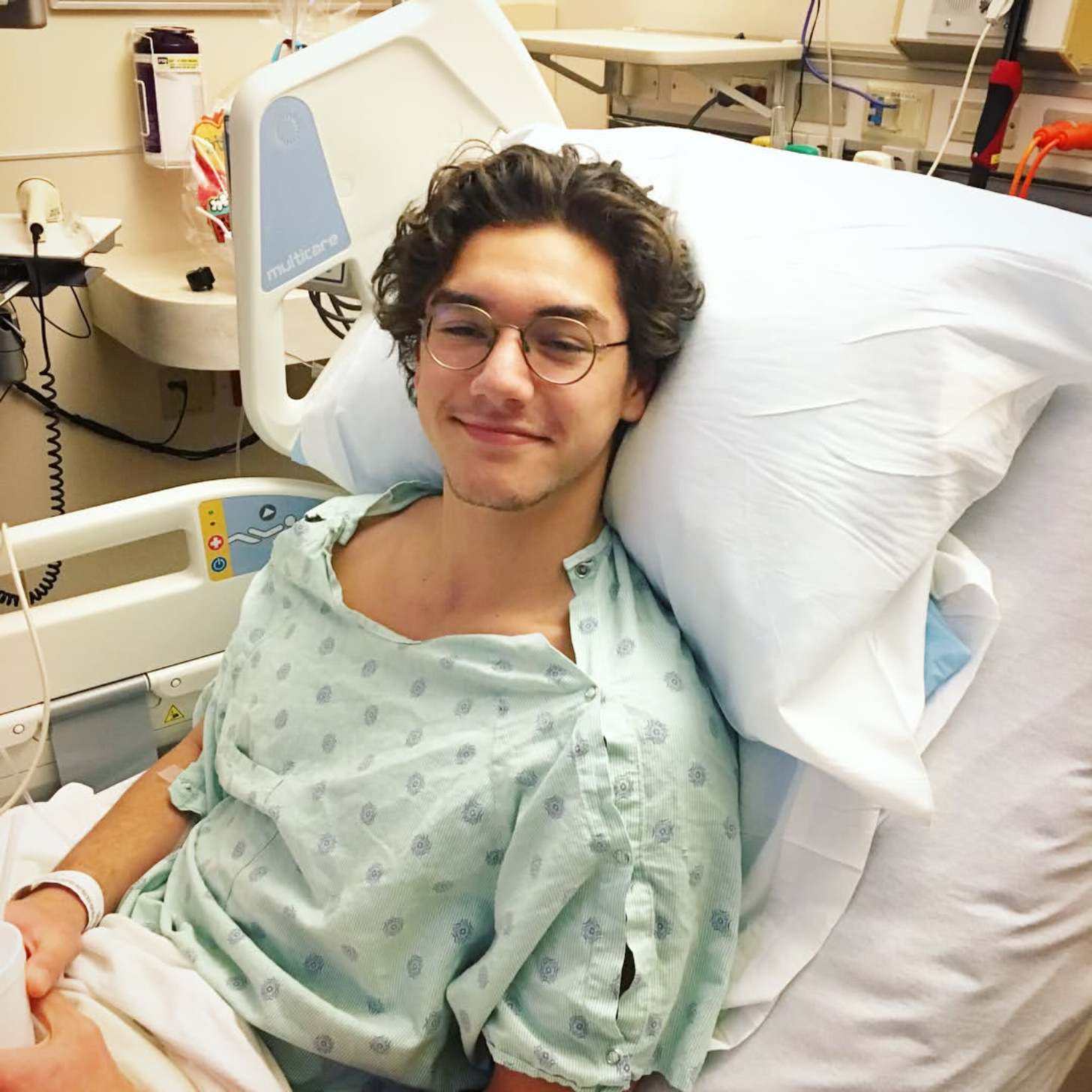 'Off Campus' star Belmont Cameli tried to donate his kidney to a friend ...
