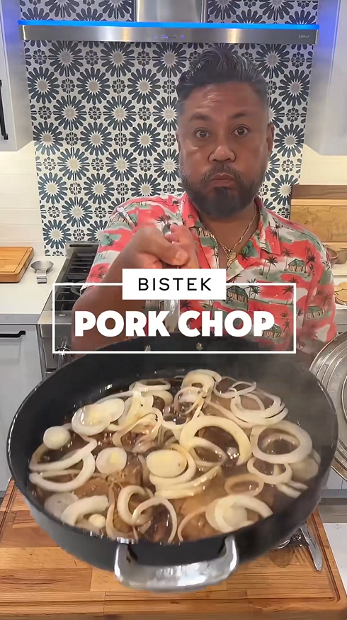 These pork chop bistek flavors are seriously addictive