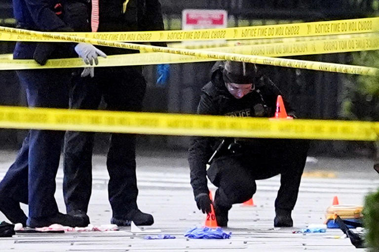 Trump team cites WH shooting in new court push for 'impenetrable' $400M ...