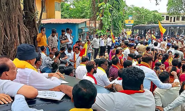 Vatal Nagaraj among over 100 detained during protest march to Belagavi ...