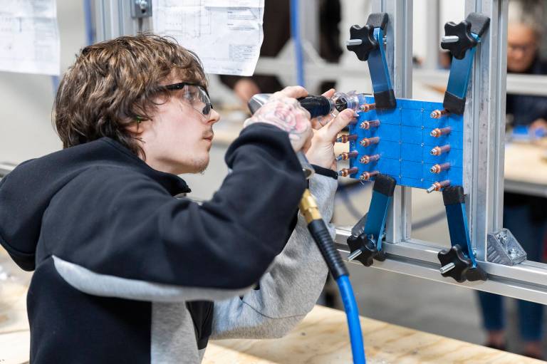 Everett pre-apprenticeship program preps youth for manufacturing jobs