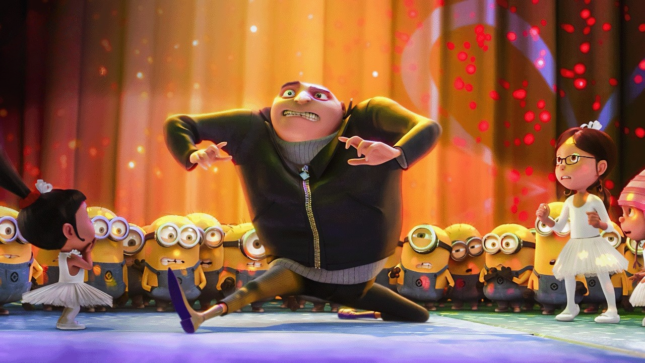 Gru celebrates his win with 'You should be dancing' (FULL SCENE ...