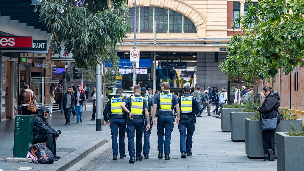 Council defends Bourke St alert as police play down threat