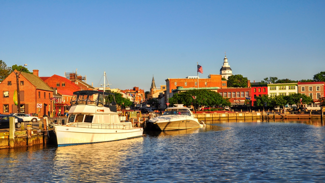 Walk the oldest streets in Maryland, then eat steamed crabs right on ...