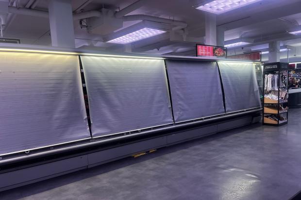 Soaring temperatures knock out fridges at three Winchester supermarkets