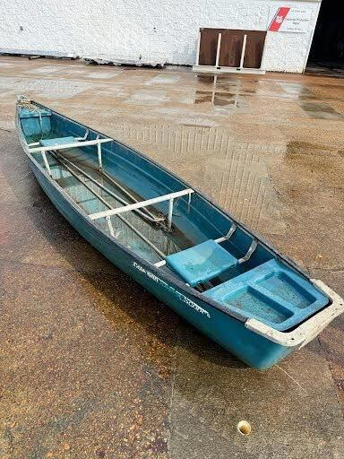 Coast Guard in Mobile investigates after canoe found adrift close to base