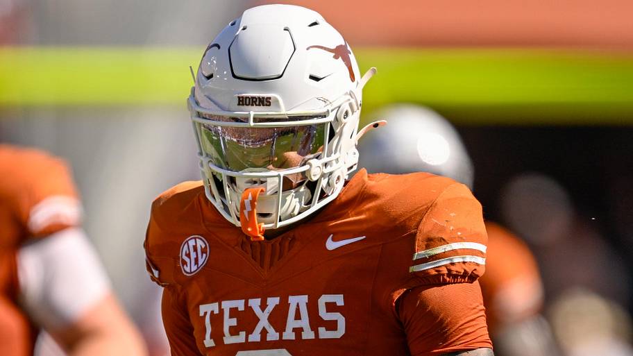 Former Longhorn LB already making a splash as NFL spring camps get underway